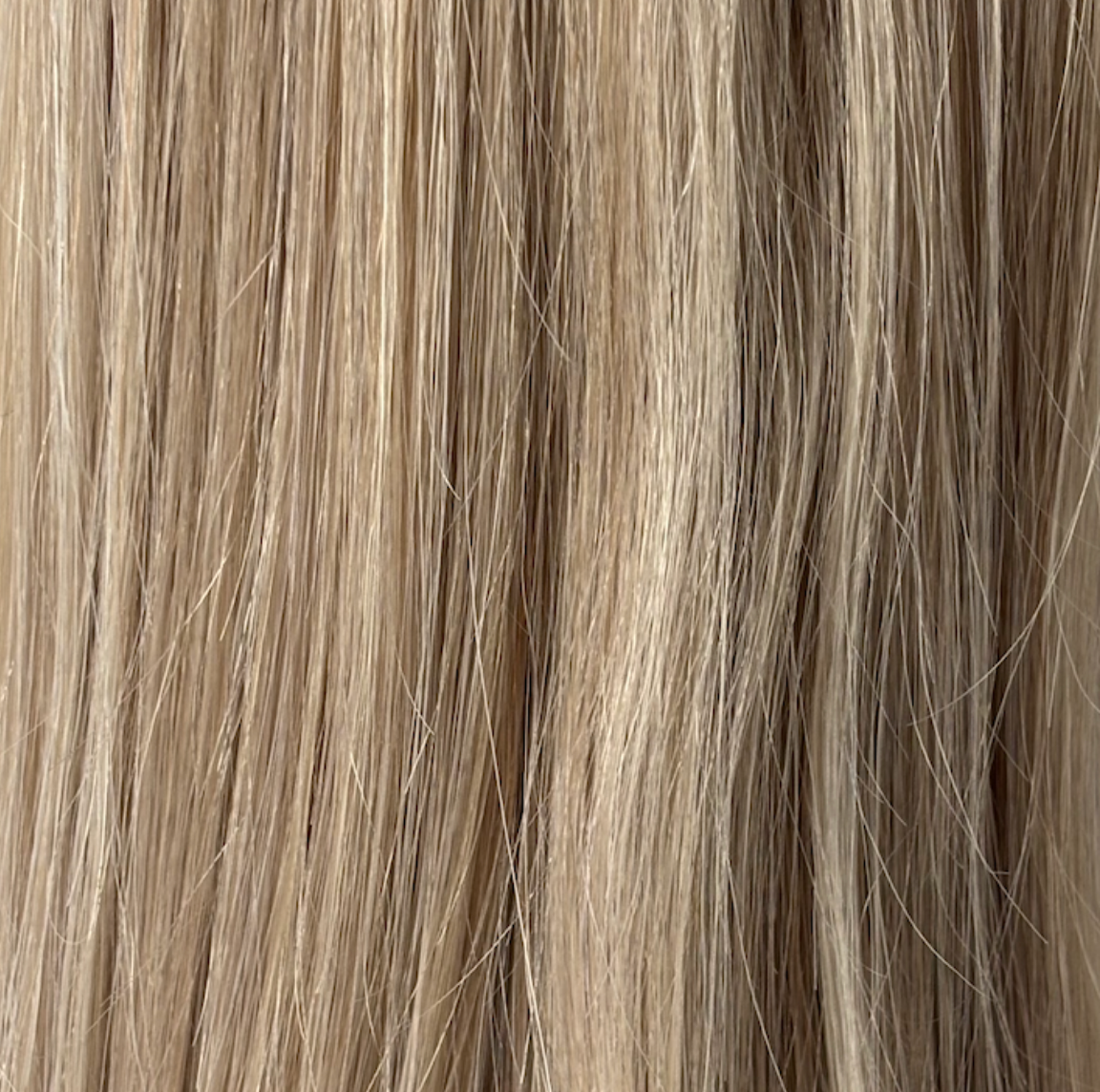 Butterfly Weft 20" 60g 50/50 Pro Blend - WAVE Texture - #1111 Western ...